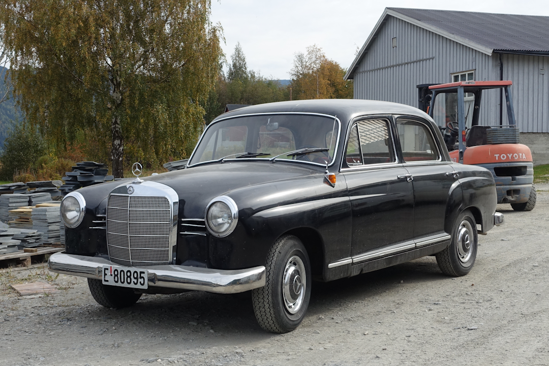 Mercedes-Benz W120 - Terjes biler - Typisk tjenestebil fra 50-årene.