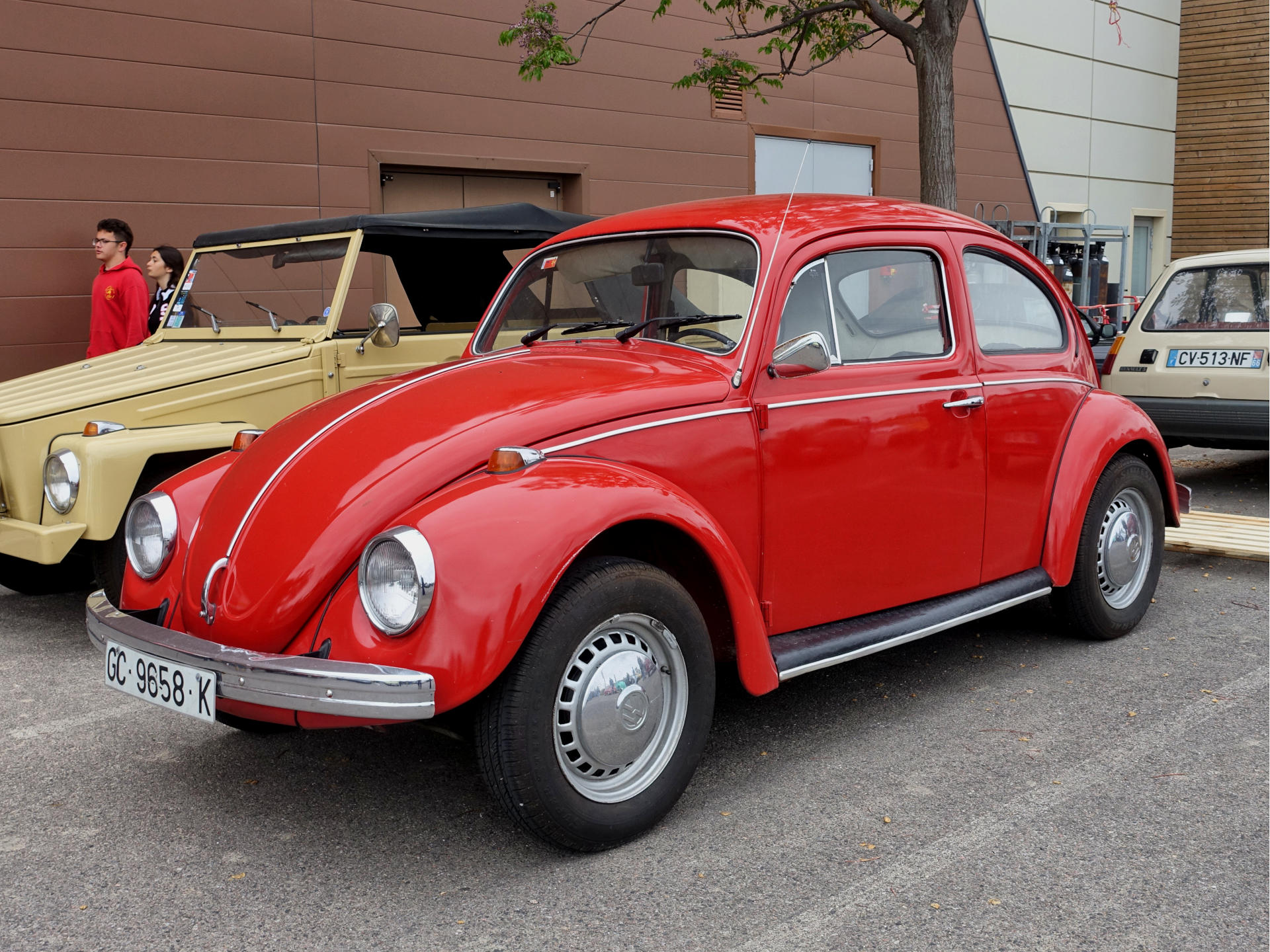 Bilder fra RVA66 nr 300 - Terjes biler